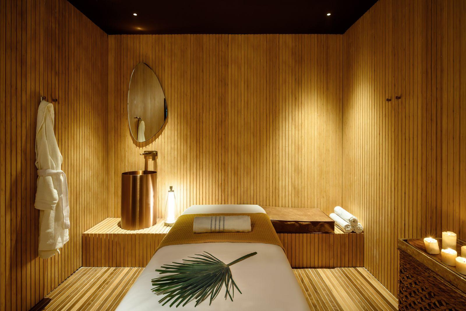 ספא חוף הכרמל במלון לאונרדו פלאזה חיפה - spa Leonardo Plaza Haifa